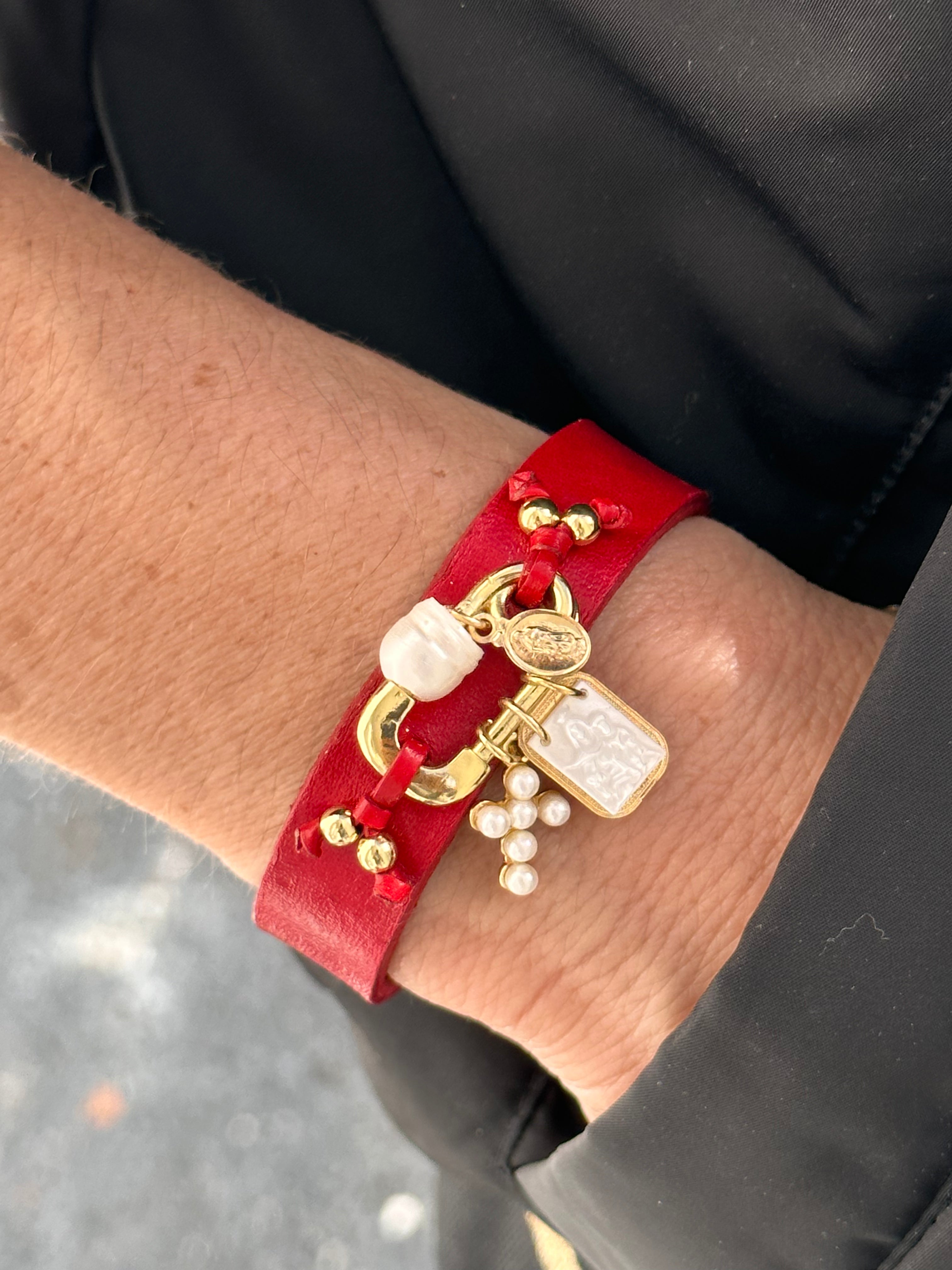 HANDMADE MOP AND LEATHER BRACELET – TECHNOSTATION